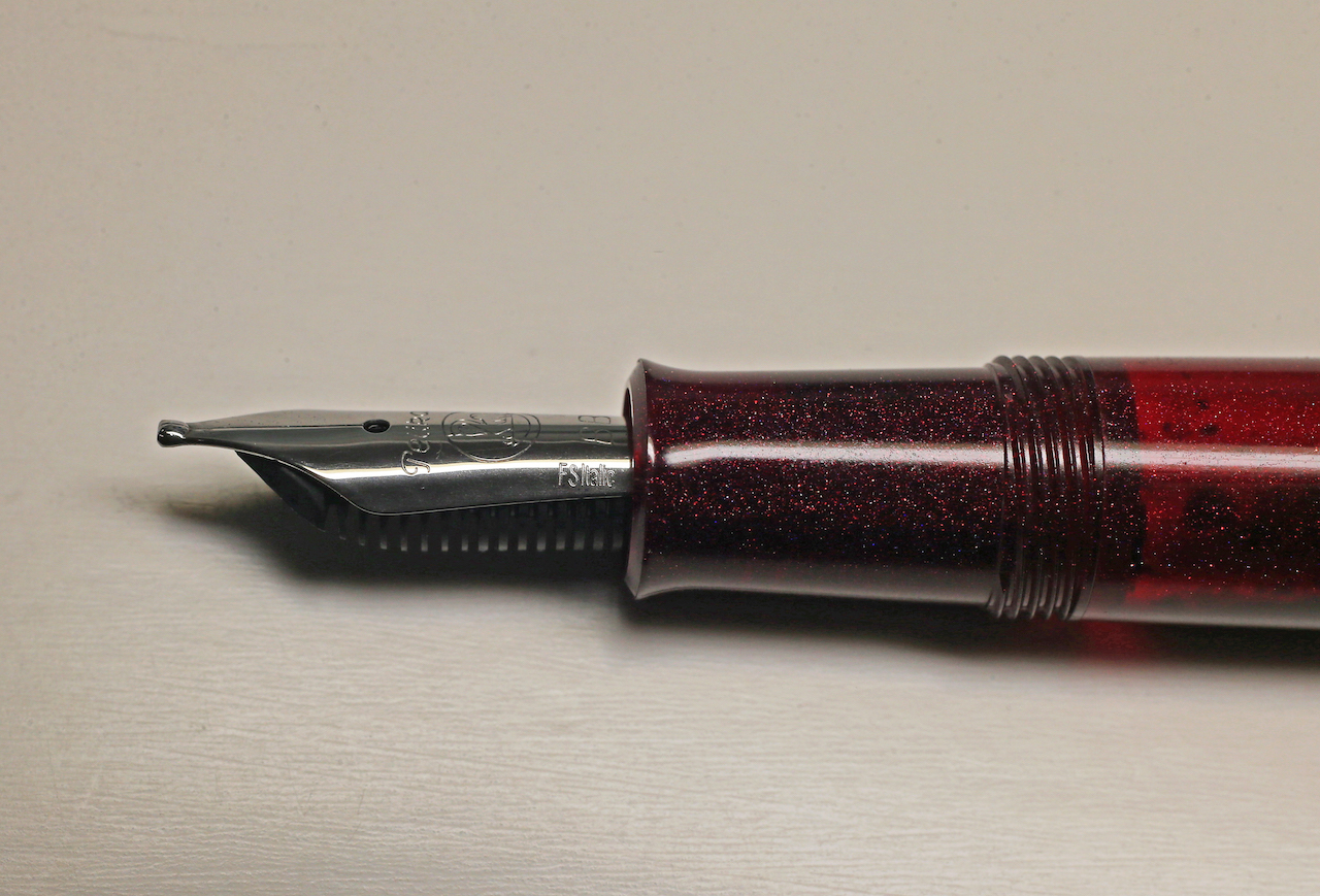 M800 Brown-Black And M205 Star Ruby — 2019 Pelikan Pens - Pelikan - The ...