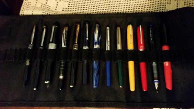 Post A Picture Of Your Everyday Pens, And The Case You Carry Them In ...